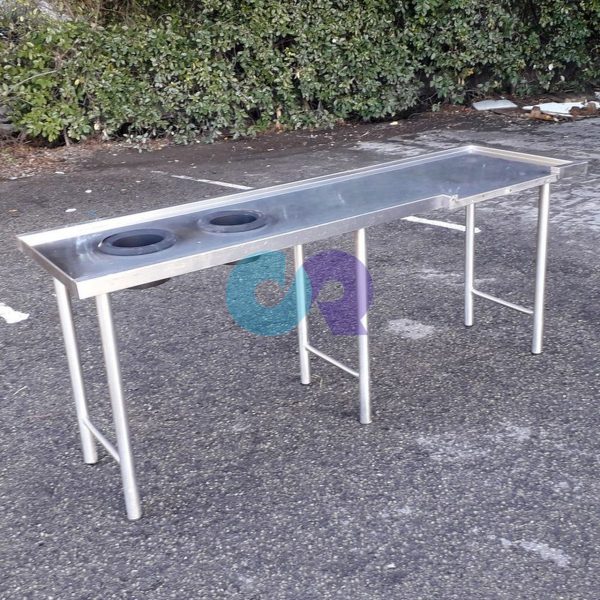 Tri en salle – tables de pré-tri avec porte sacs mobiles